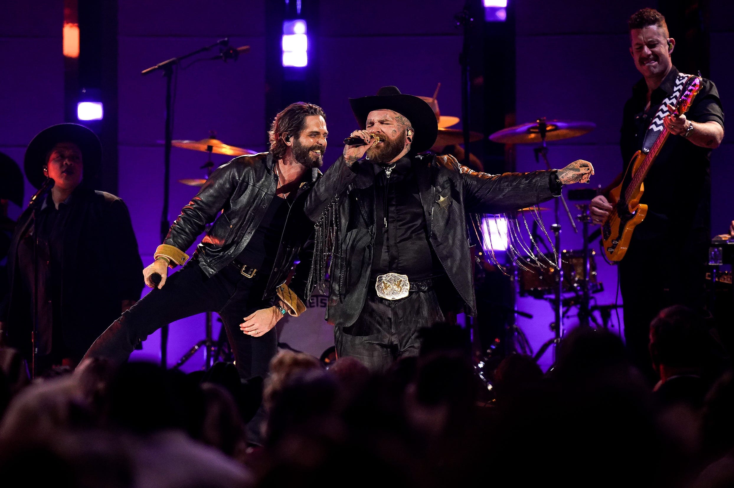 Teddy Swims at Bonnaroo 2026, how he blends soulful pop with country