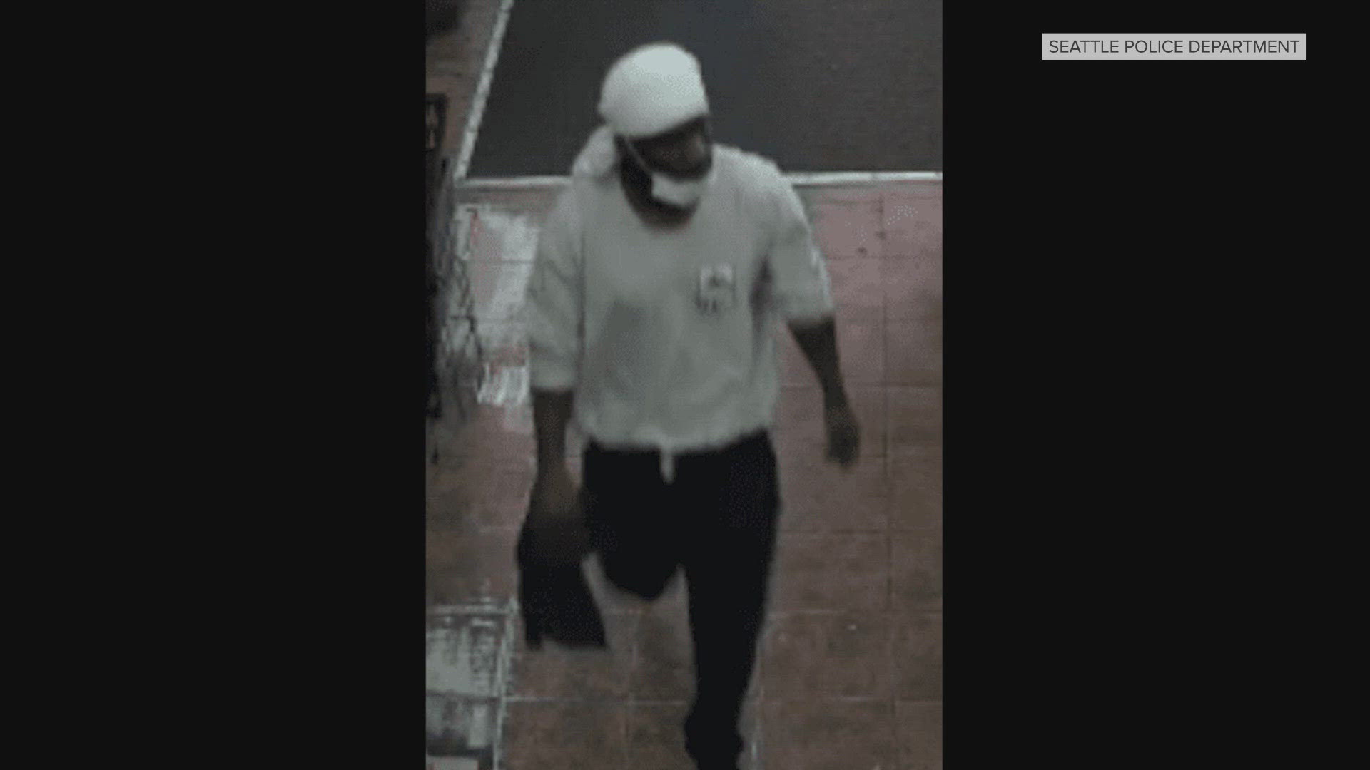 Police looking for violent robbery suspect