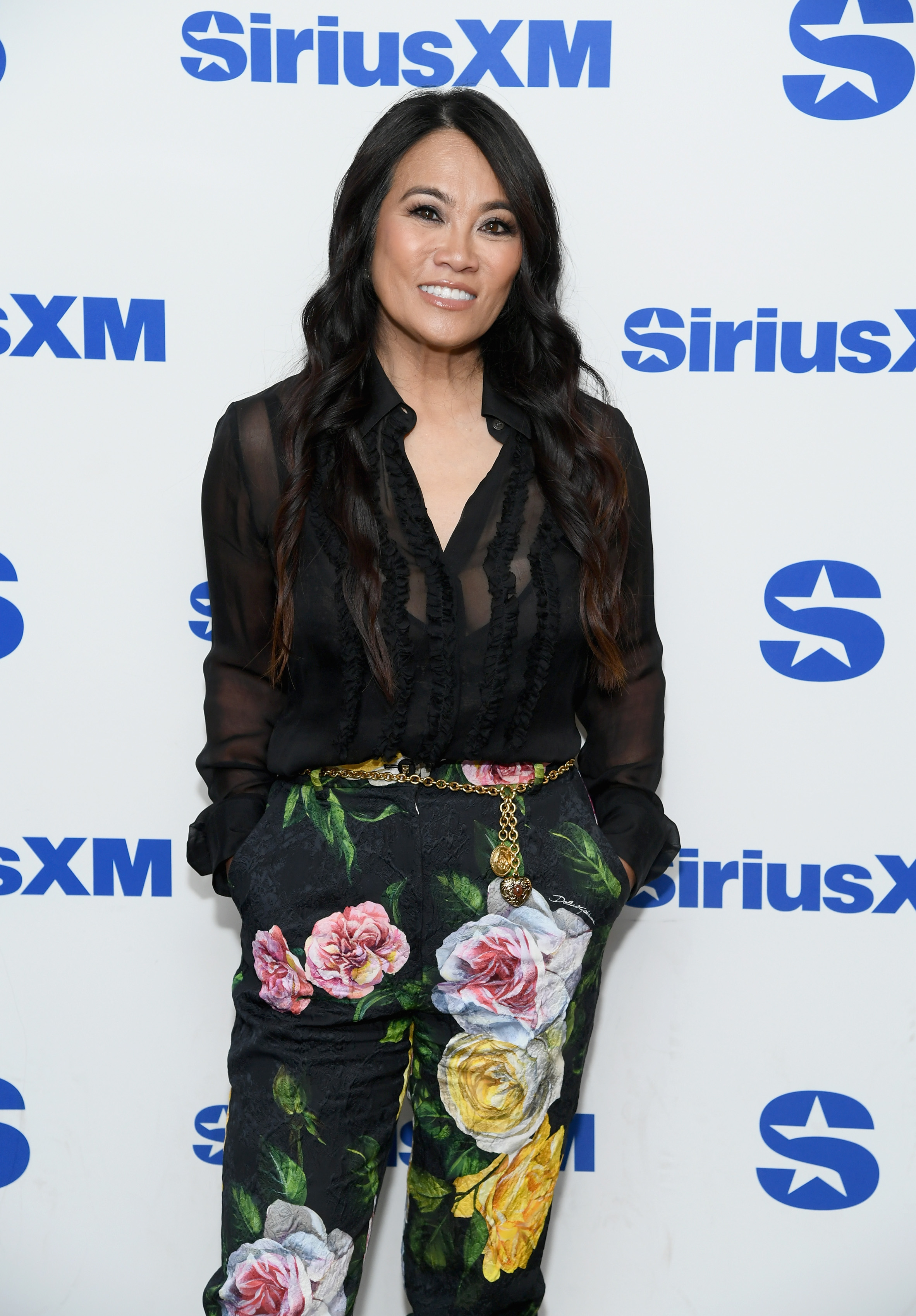 Dr. Pimple Popper Sandra Lee feared she’d never do surgery again after ...