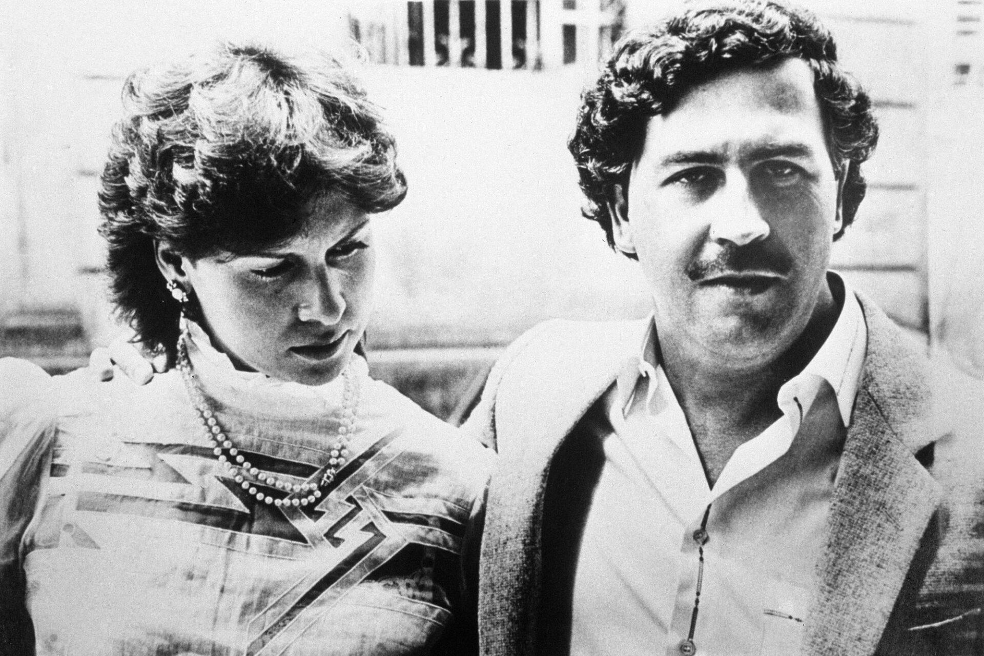 From exotic to dangerous invaders: euthanasia for Pablo Escobar's hippos