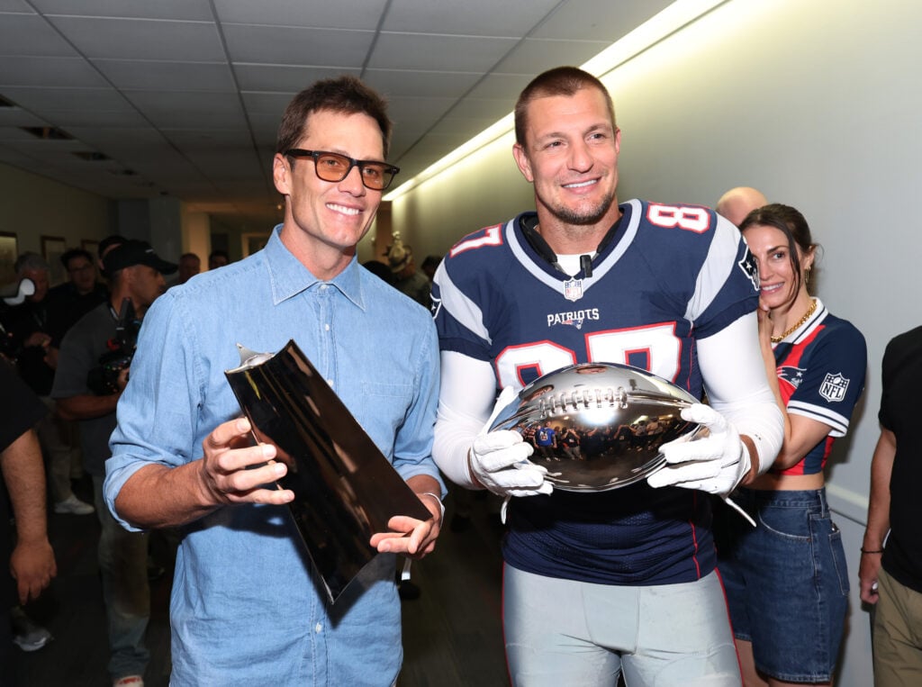 Why Rob Gronkowski wants Tom Brady to treat dating like a ‘game of ...