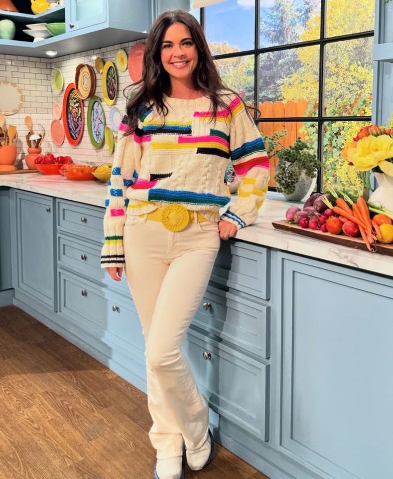 Katie Lee Biegel shares how she balances a busy work schedule with ...