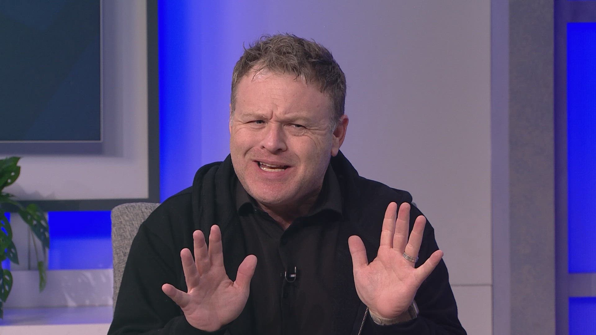 Frank Caliendo performing at Comedy Works South