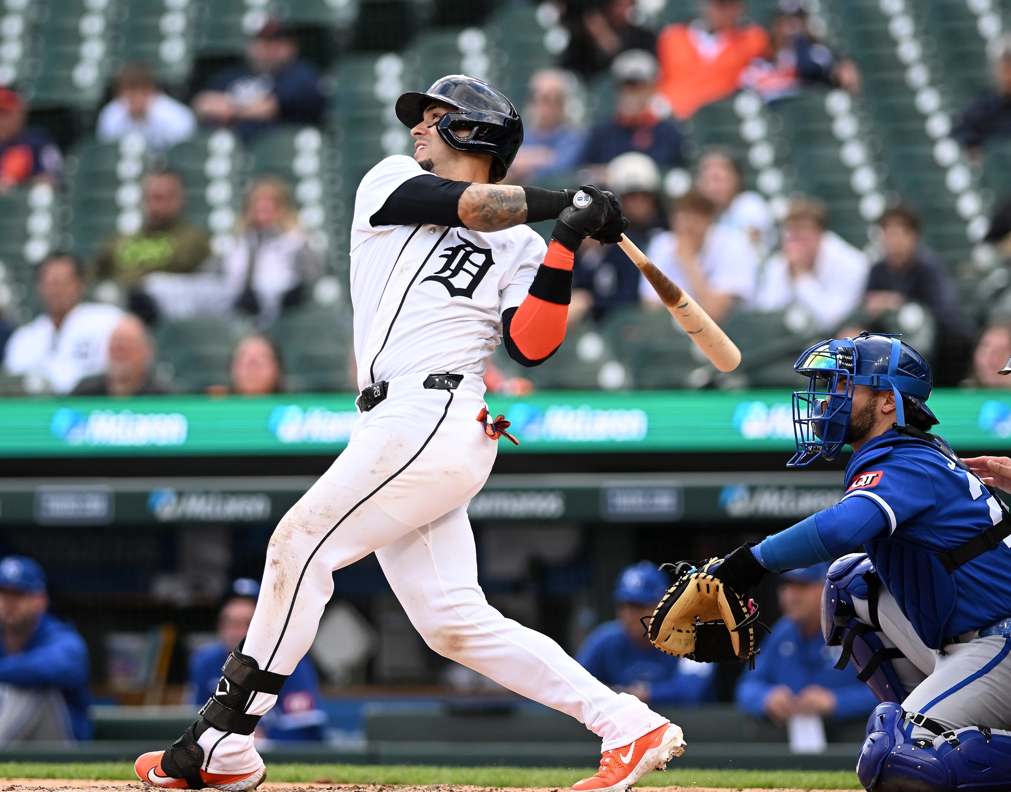 Javier Báez injury update: Tigers shut down ailing shortstop