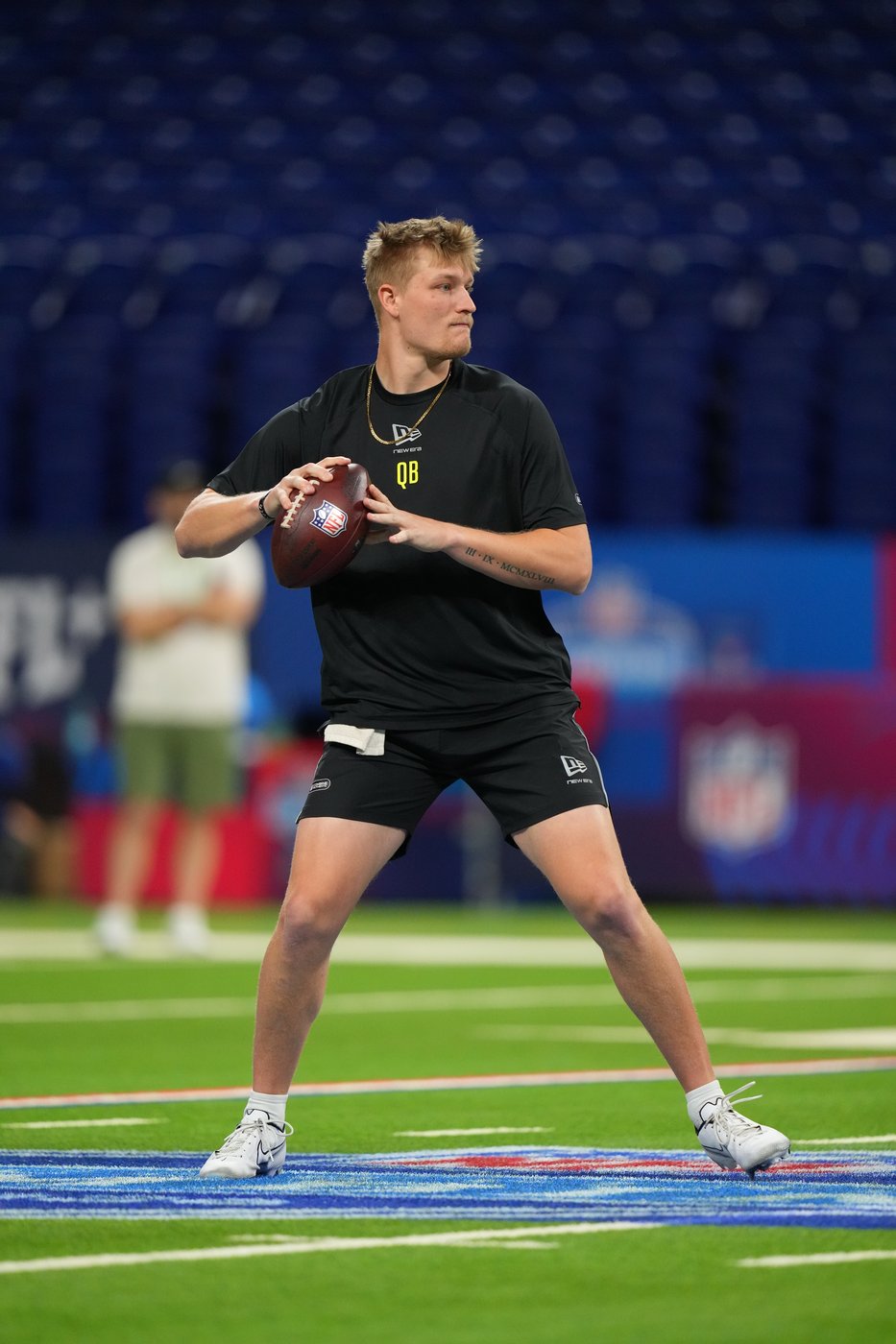Canadian quarterback Taylor Elgersma signs deal with Winnipeg Blue Bombers