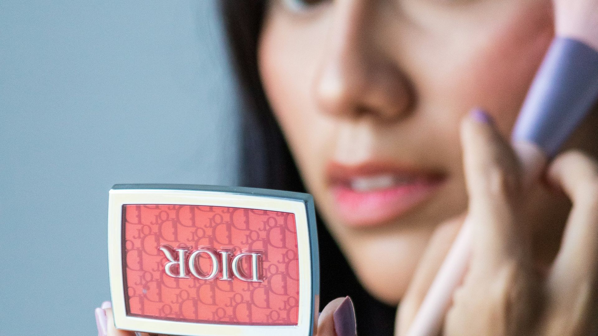 20 subtle makeup looks if you're hitting the dating scene