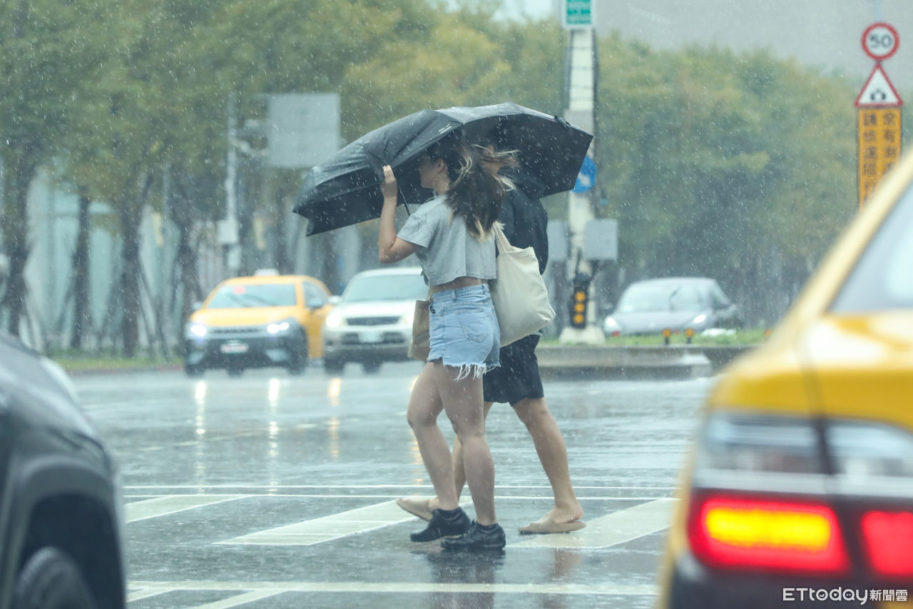 鋒面進逼「周六降雨最明顯」全台變天