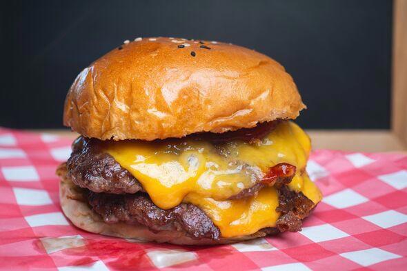 Mary Berry shares homemade beef burger recipe 'you must make' this spring