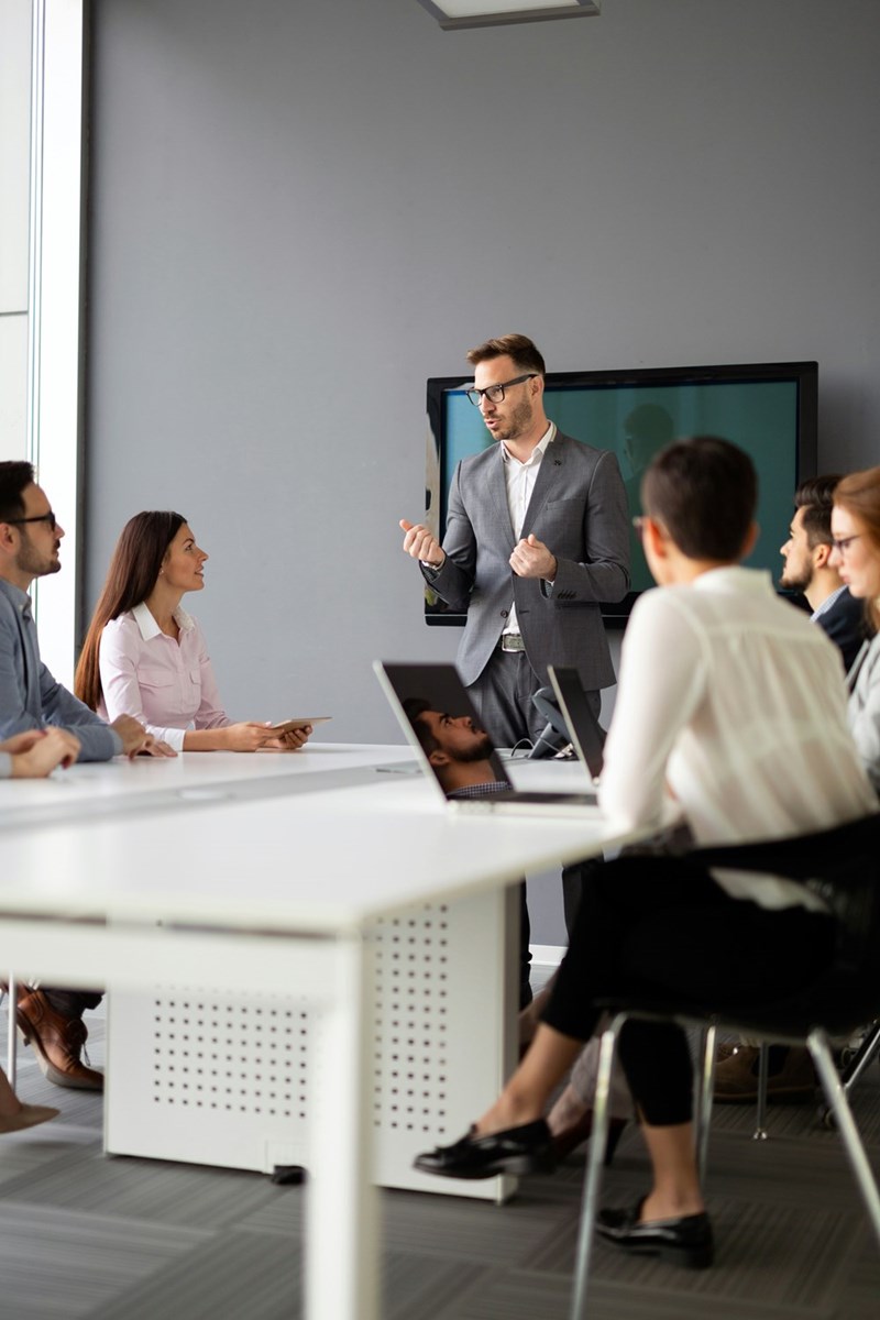 Company forces employees to seminar called 'Stretching your dollar in ...