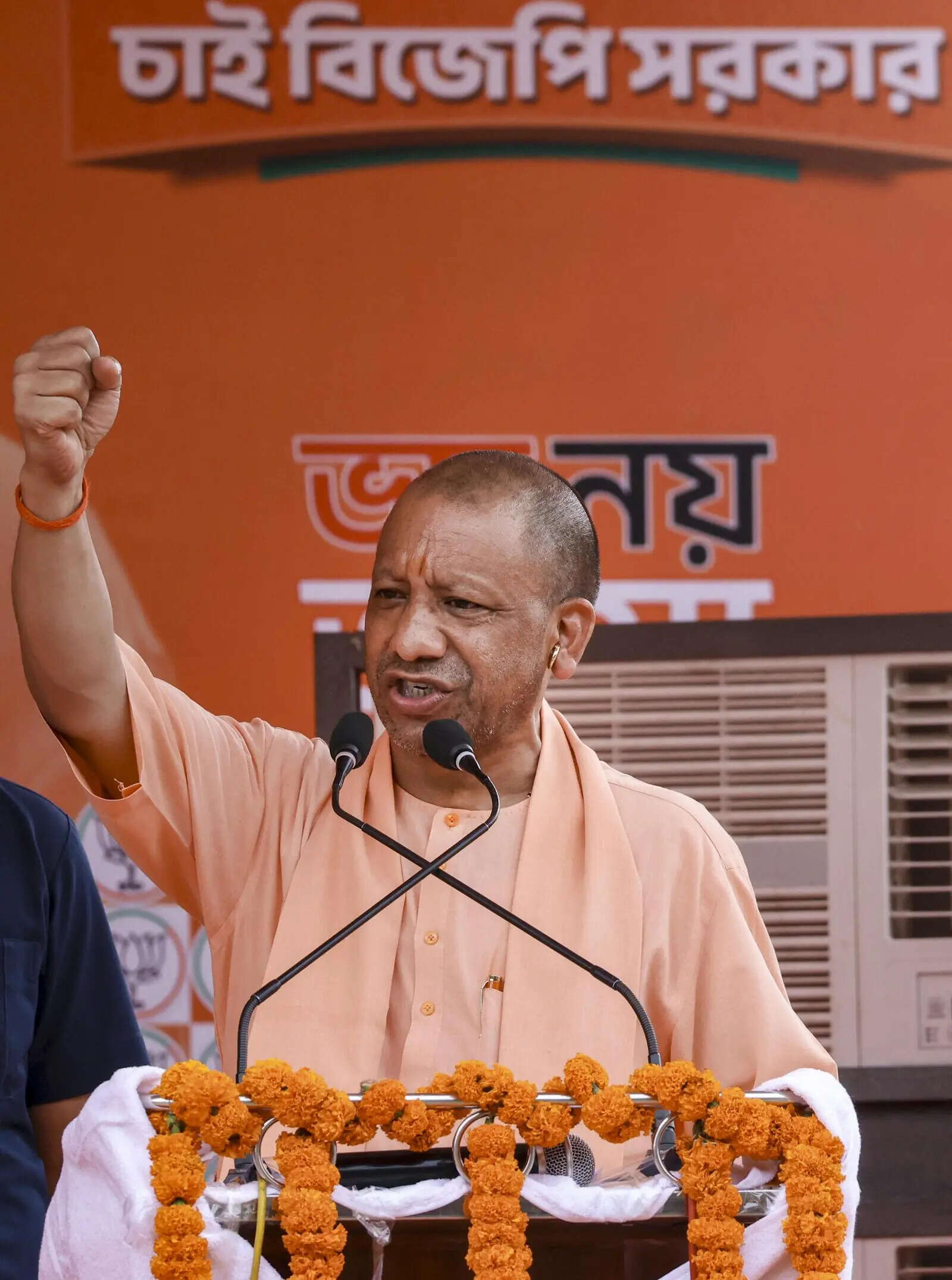 Criminals, mafia & maulanas will sweep streets of Bengal if BJP elected ...