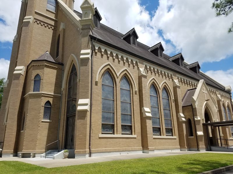 This small Texas town is quietly known for its bakery stops, historic ...