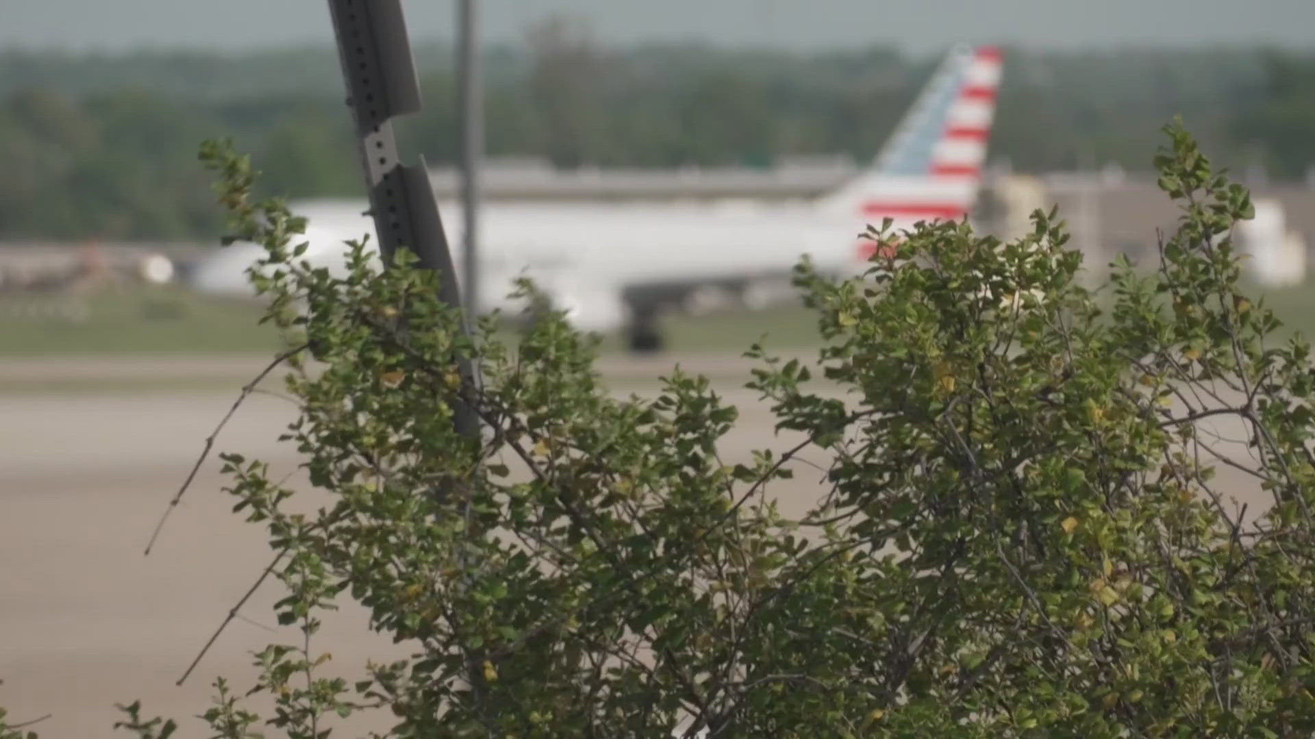 FAA: Pilot error led to UPS go-around at Louisville airport