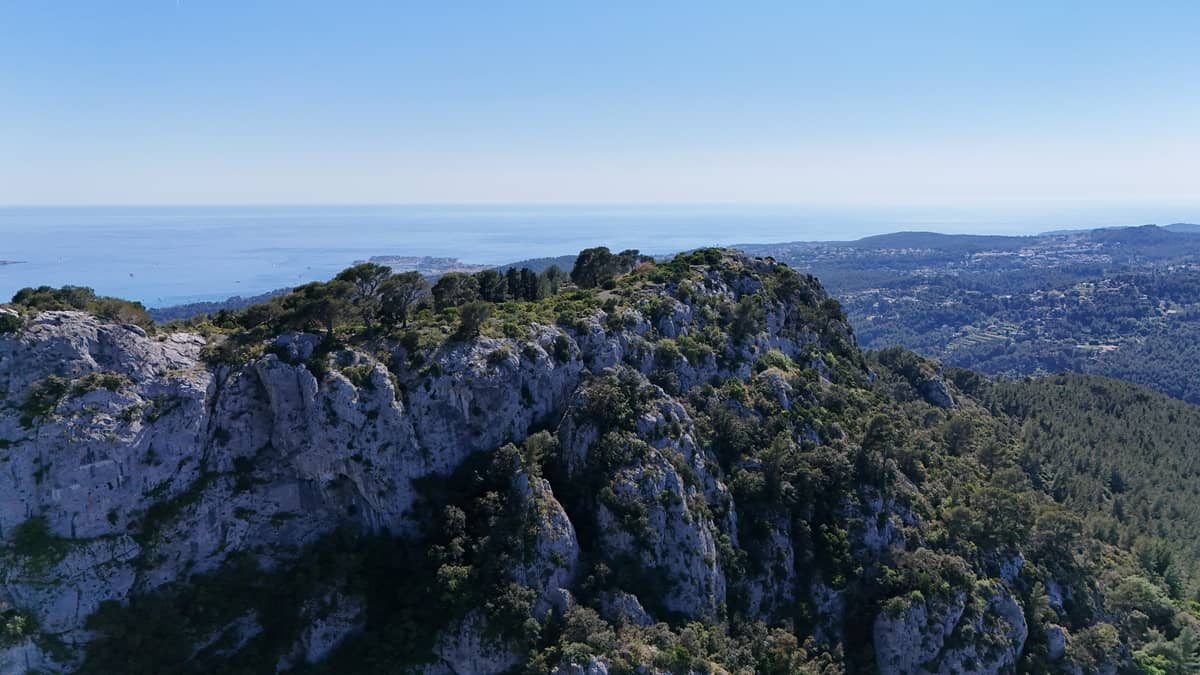 Météo dans le Var : soleil, vent d’est et quelques averses attendus ...