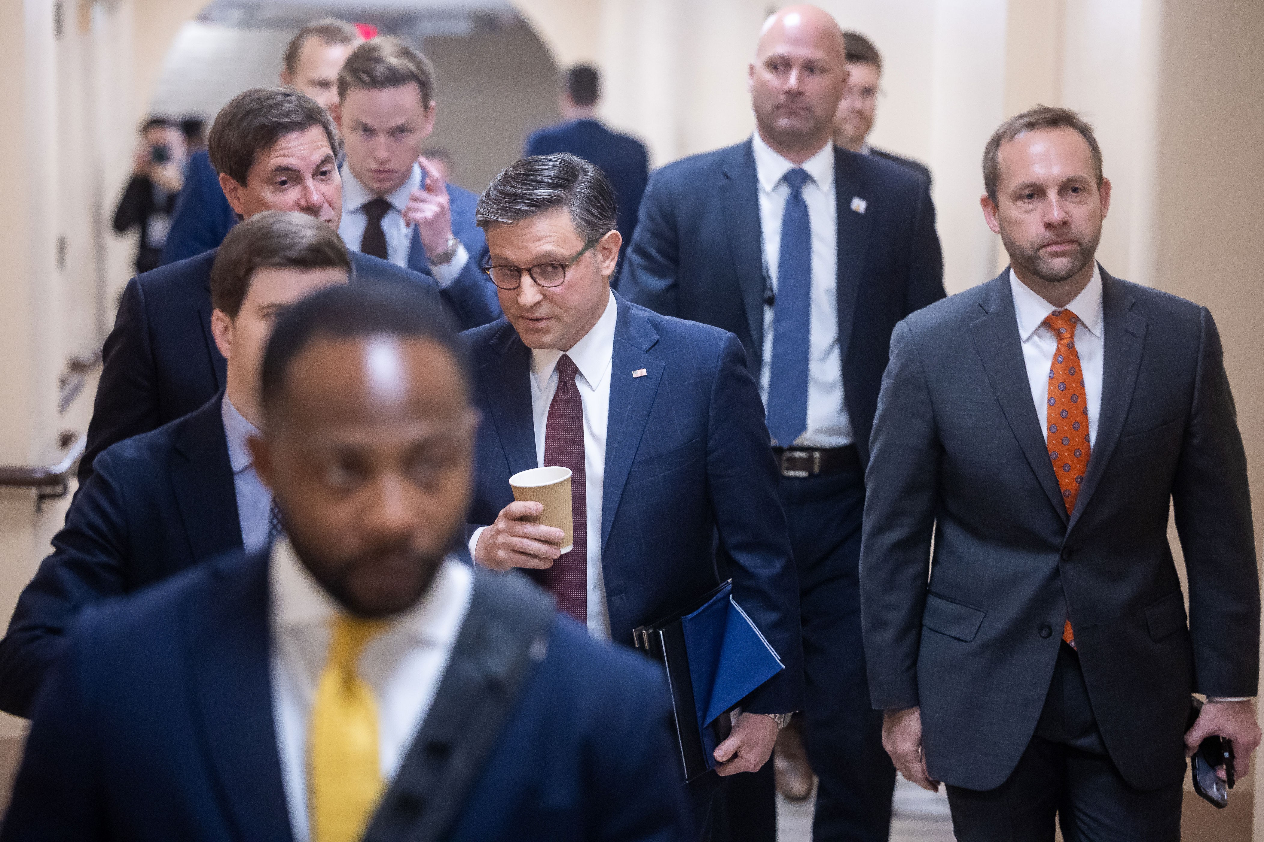 House punts on FISA, extends spy powers program for two weeks