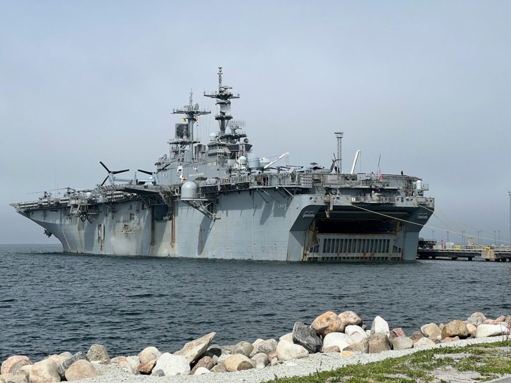 10 aircraft carriers that failed to meet expectations