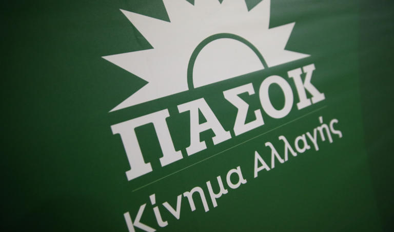 Live η συνέντευξη Τύπου του Νίκου Ανδρουλάκη για τις υποκλοπές