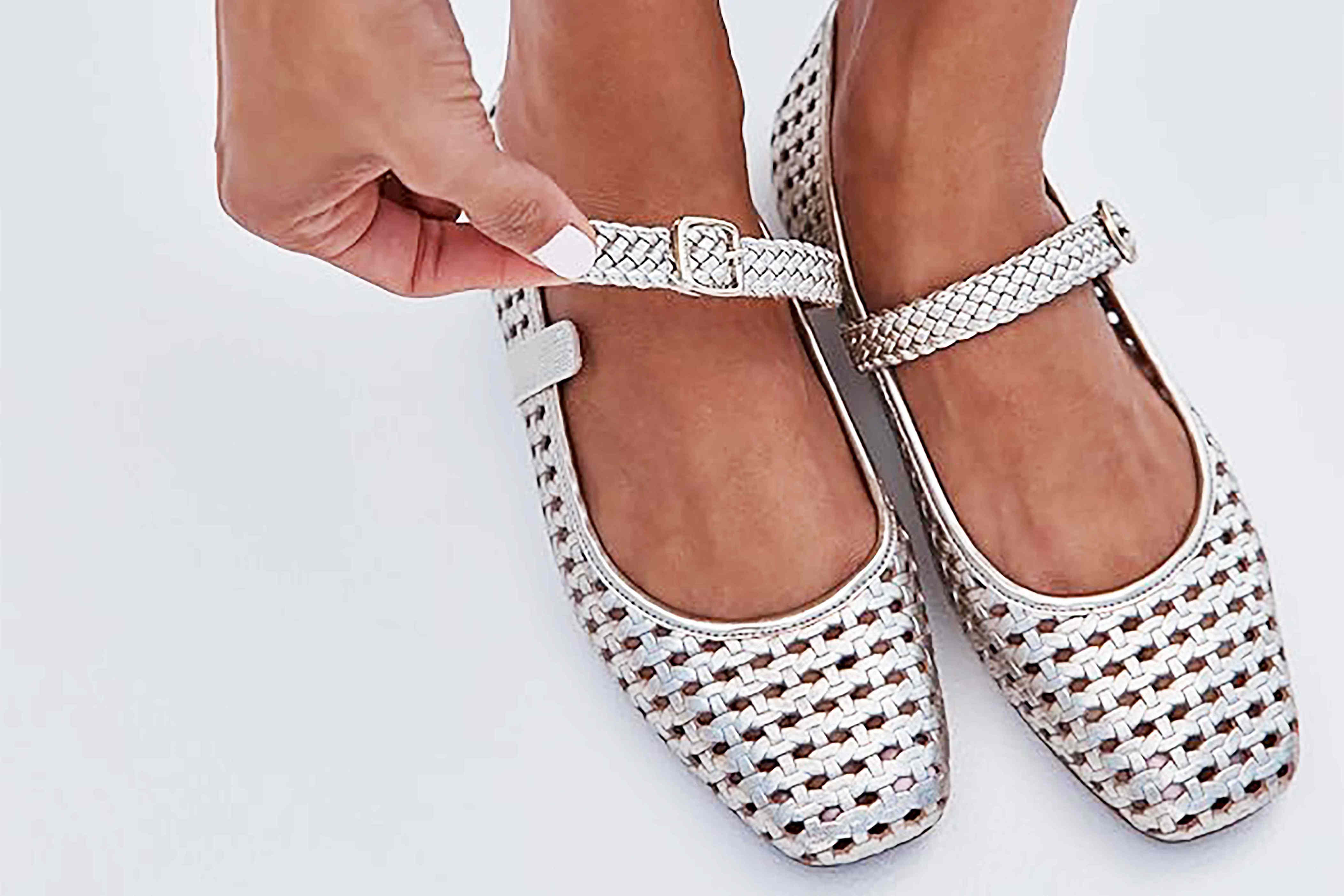 I have plantar fasciitis—a podiatrist told me these 7 shock-absorbing ...