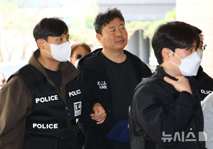 '해임교사 복직 고공농성' 고진수 세종호텔 지부장 구속(종합)