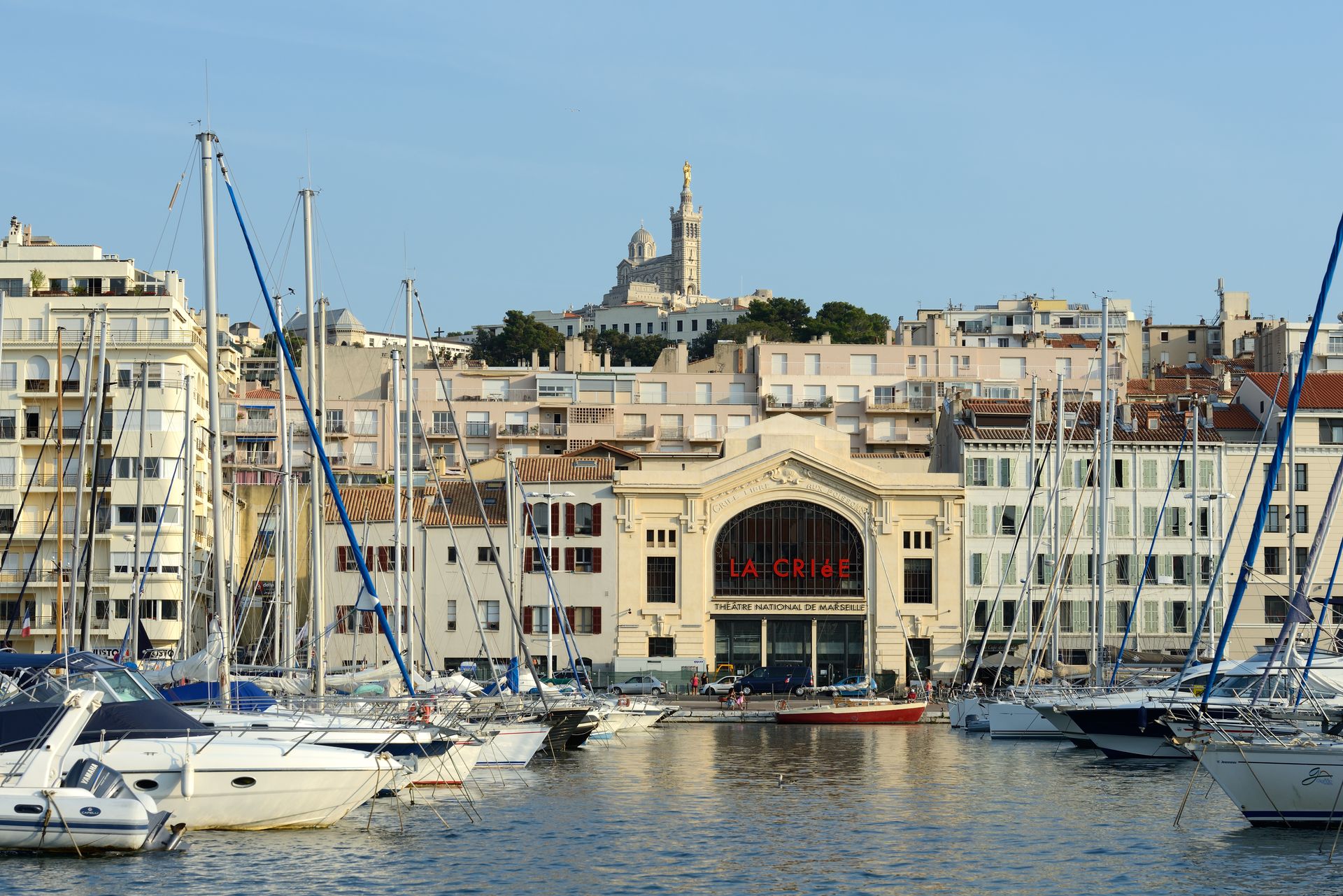 Rethinking life in France: alternatives to Paris