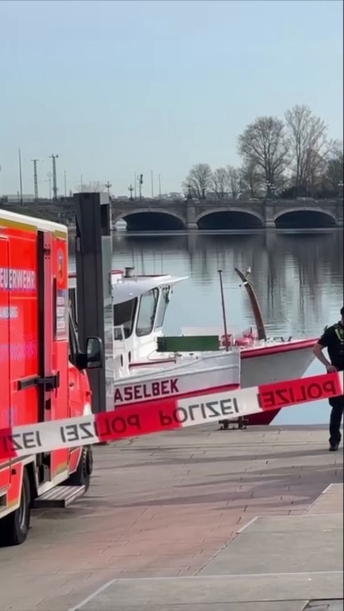 Leiche in der Alster gefunden: Polizei ermittelt