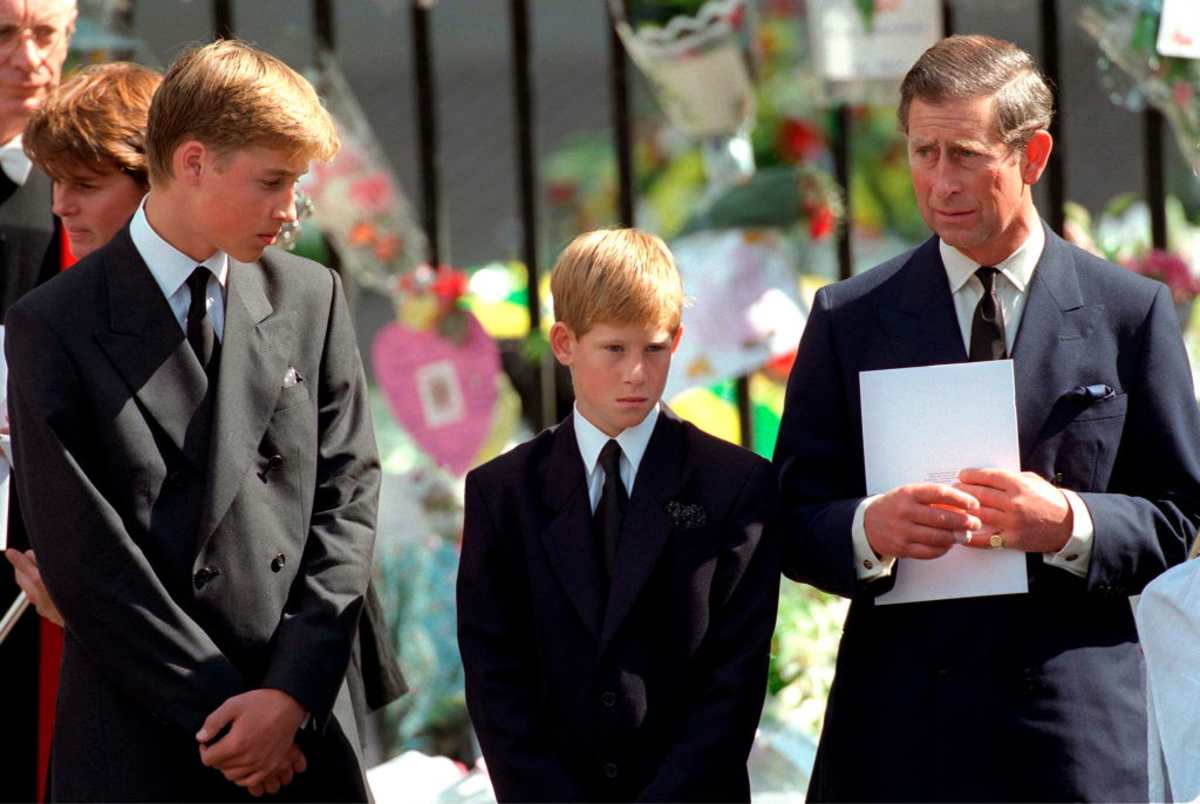 Prince Harry’s biggest critics gave him a standing ovation ― and ...