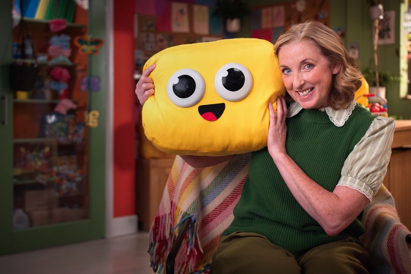 Balamory's Miss Hoolie to read CBeebies bedtime story ahead of show's ...