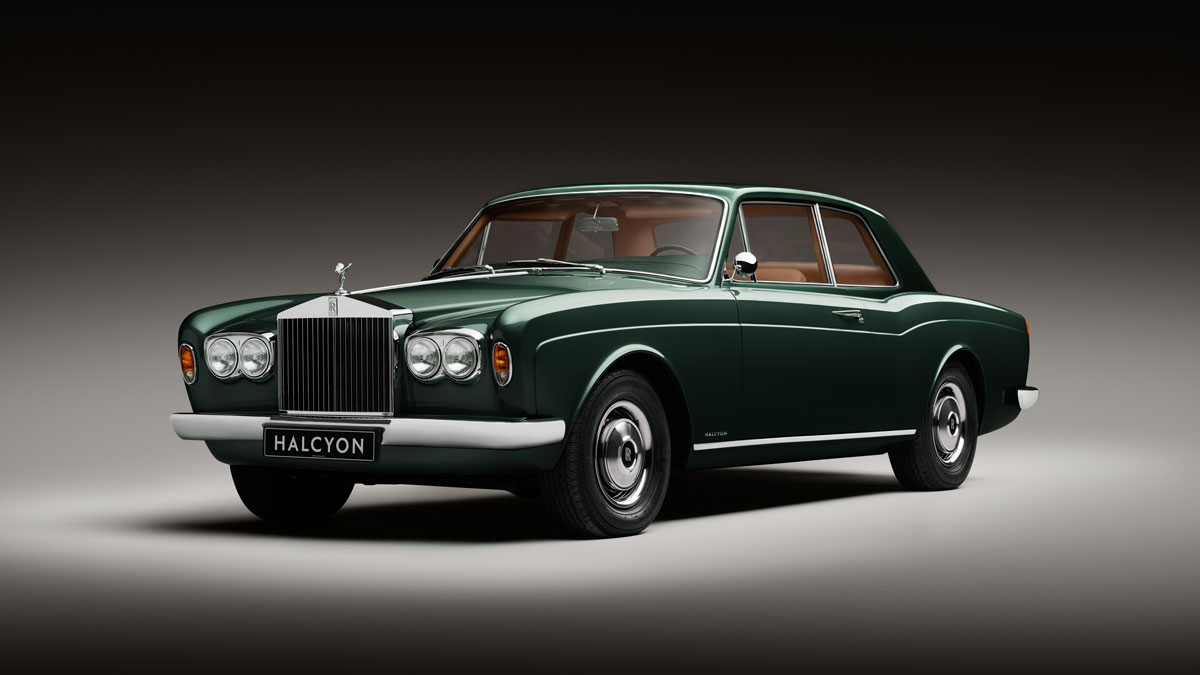 A Rolls-Royce Corniche restomod by Halcyon in photos