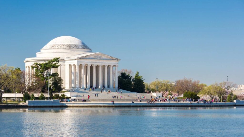 American landmarks worth the detour and the ones that disappoint