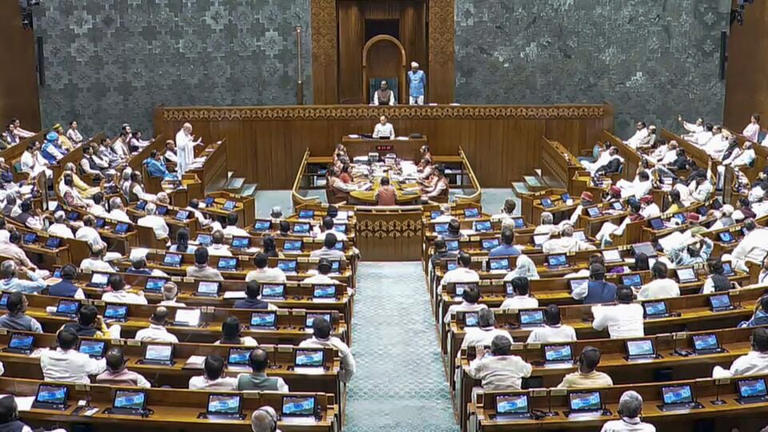 Lok Sabha fails to pass women's reservation bill with 2/3 majority; 298 ...