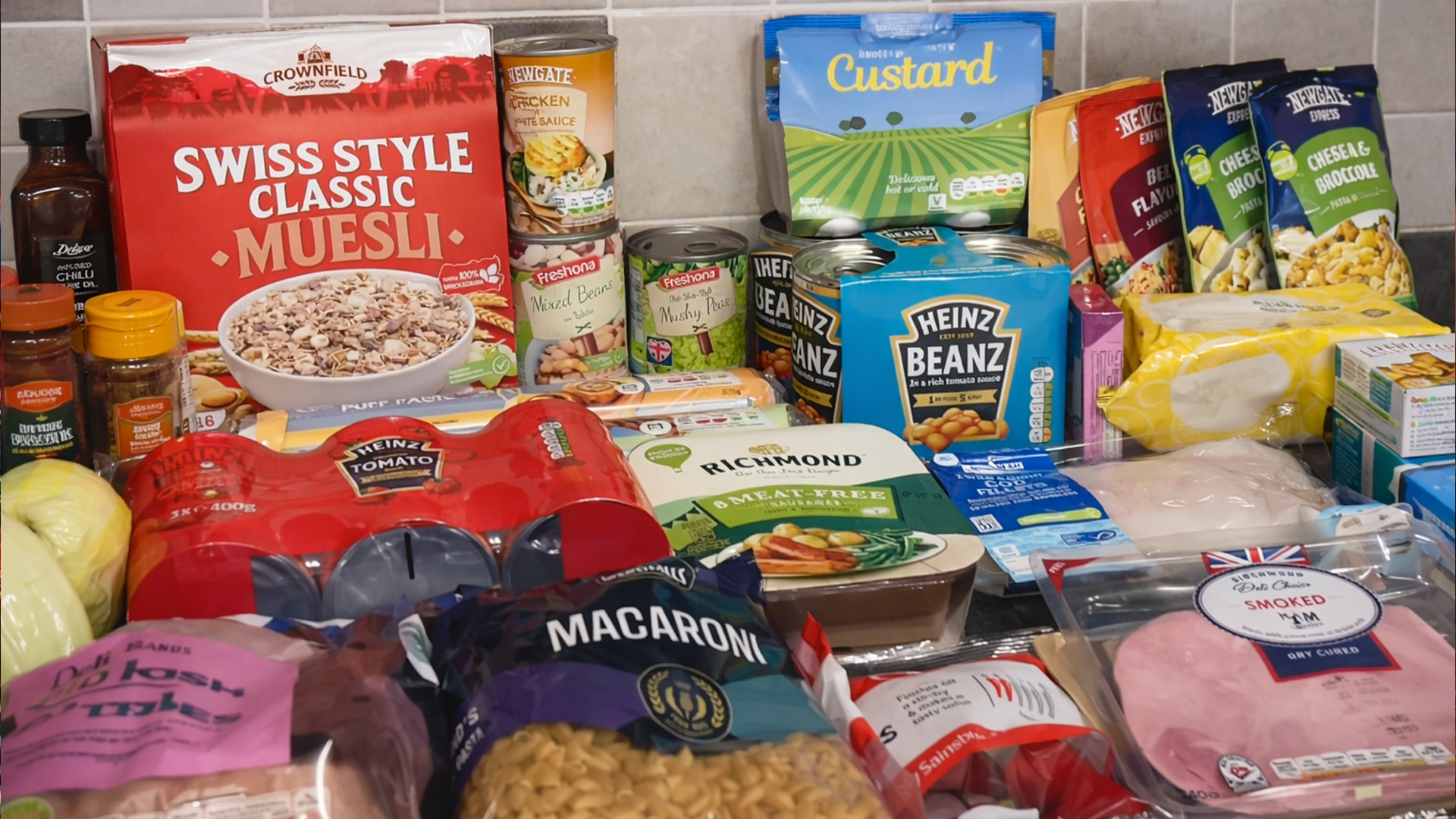 Budget friendly weekly food shop and meal ideas