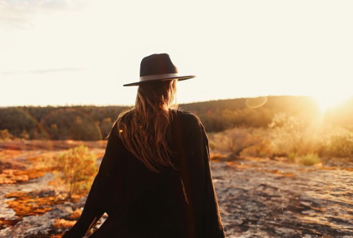10 life-saving tricks to escape the woods without fancy tools