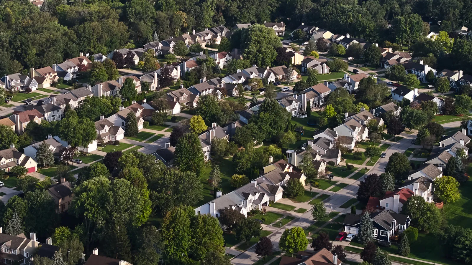 12 US small towns where a $40,000 retirement budget may go further