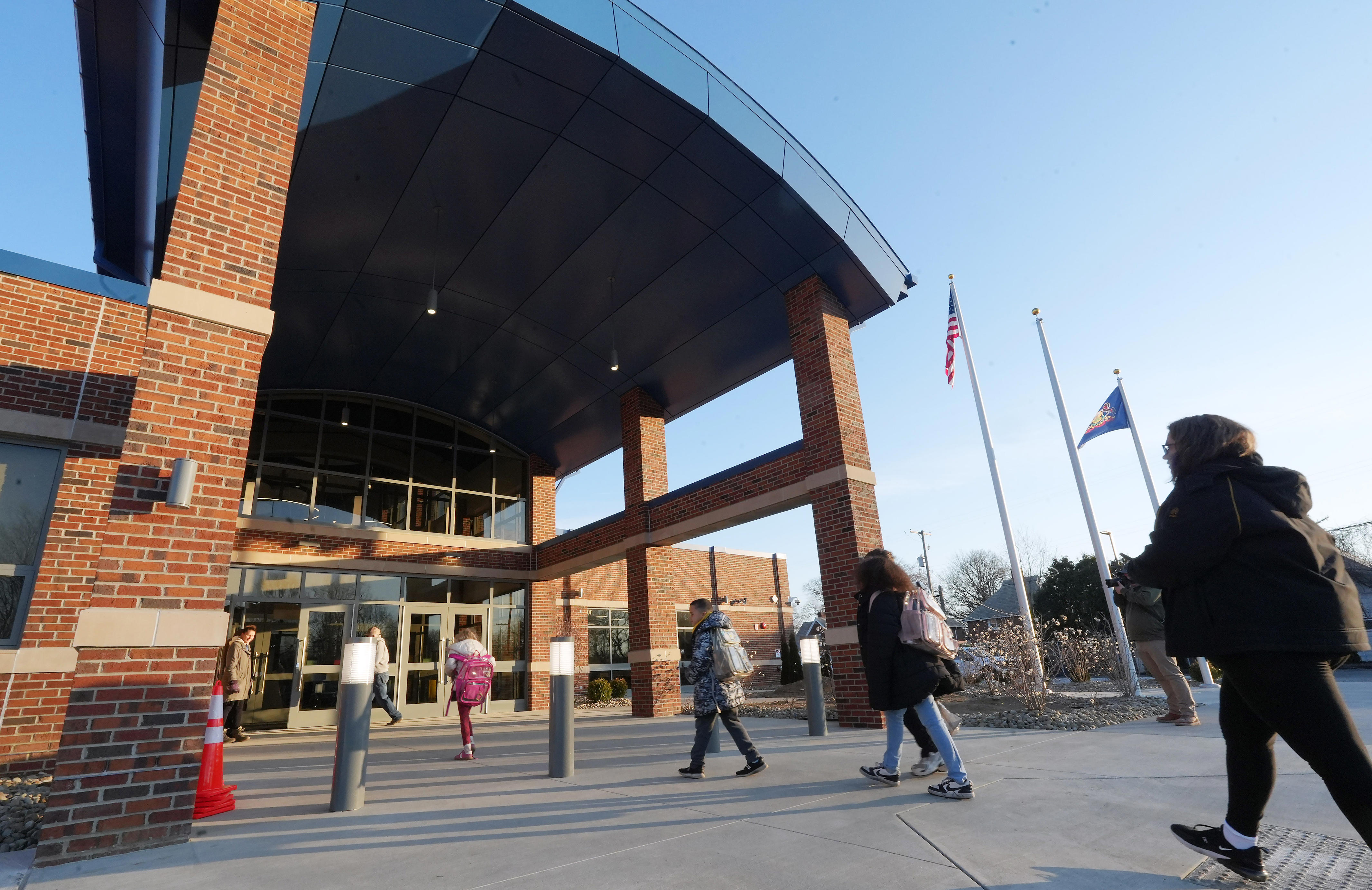Clothing policy won't cure Erie school woes but can help, officials say