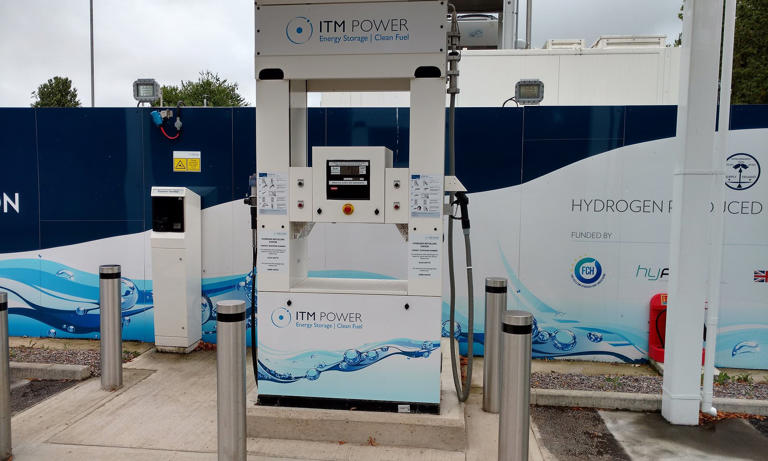 Small cap movers: From hydrogen to helium and the deal charging ITM ...