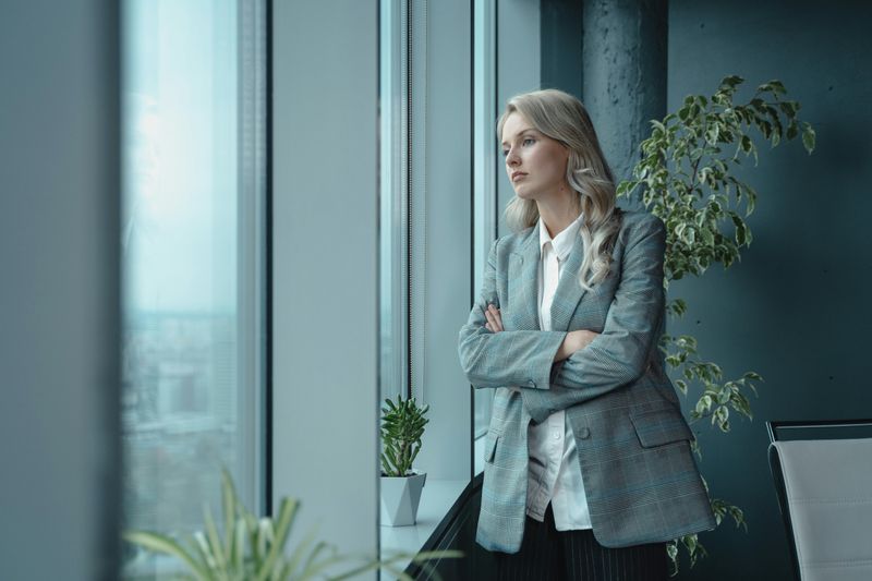 13 compliments that make women feel truly seen