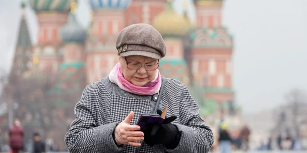 Soldiers on towers, walls and buildings: Putin ramps up Red Square ...