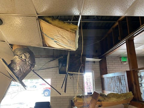Orlando woman sues Flyers Wings & Grill after ceiling collapse