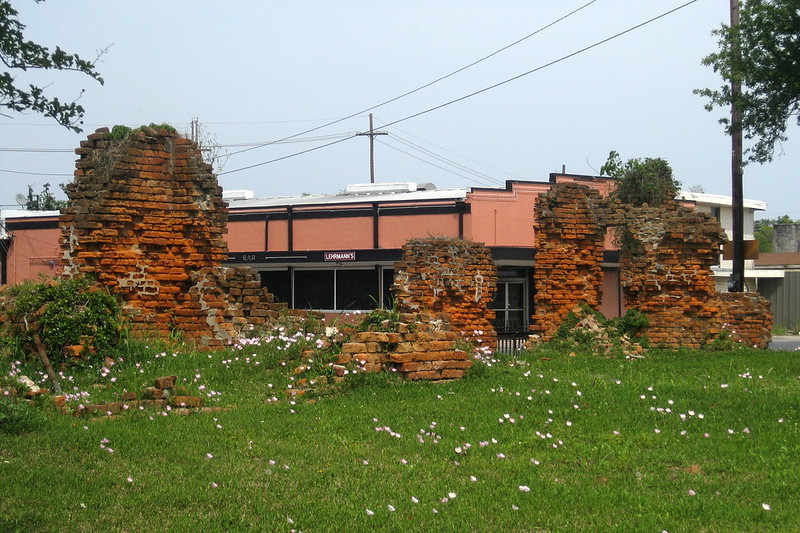 17 forgotten waterfront ruins in the US you can still see up close