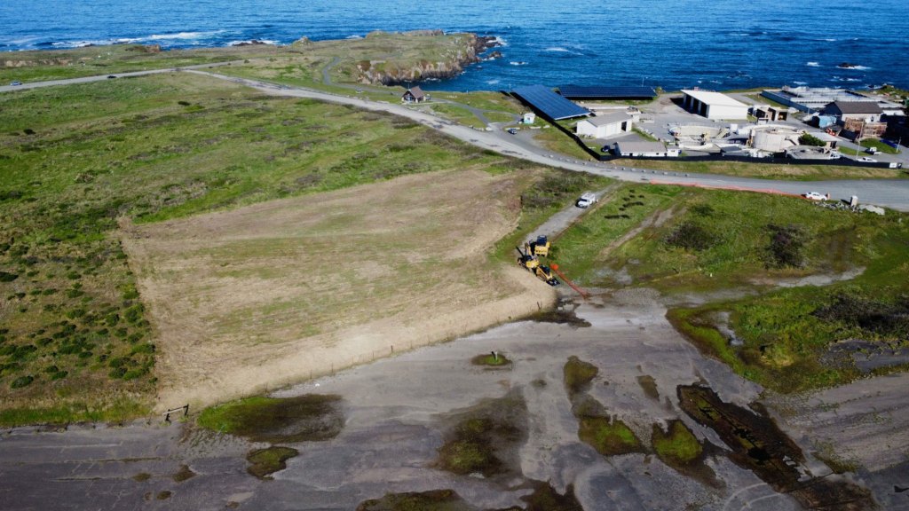 Noyo Center breaks ground on Fort Bragg facility to house blue whale ...
