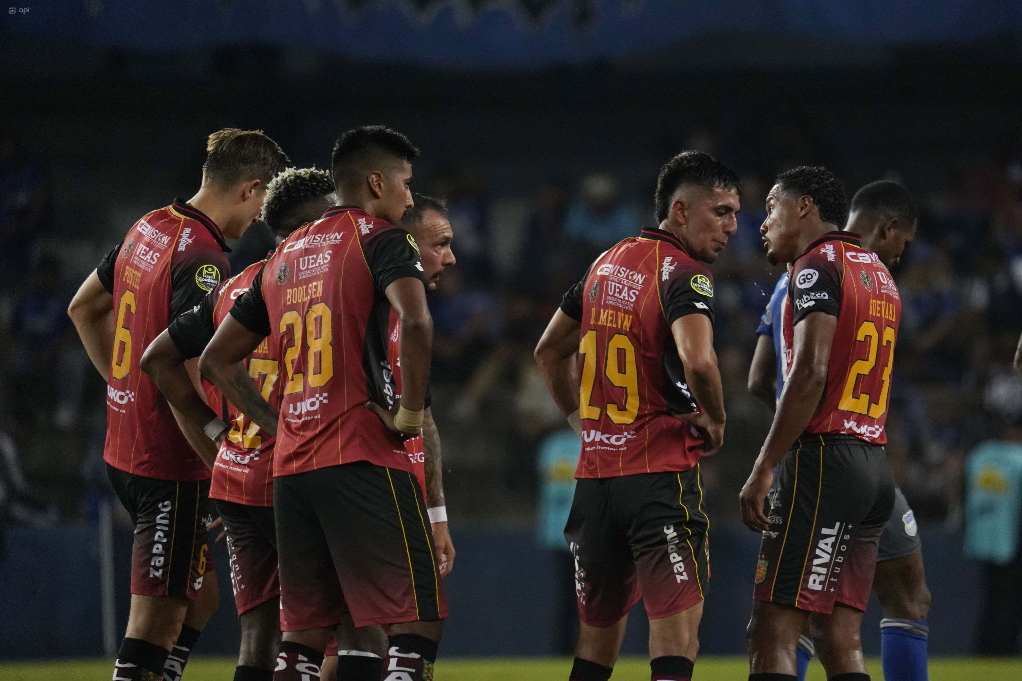 Deportivo Cuenca sigue vivo tras un empate en Paraguay y deja su grupo ...