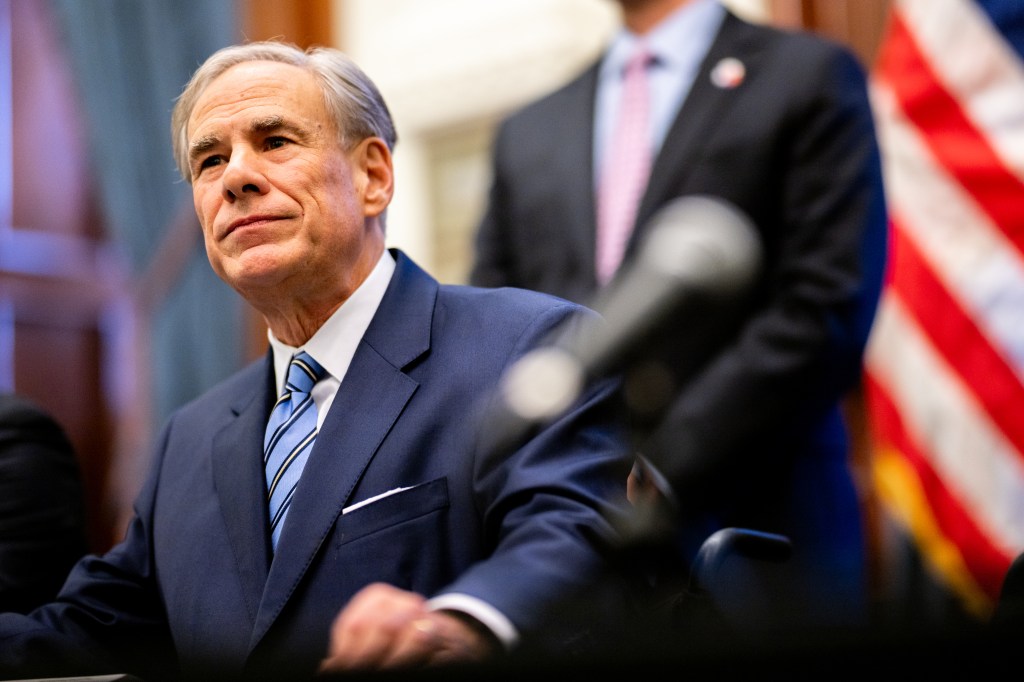 Greg Abbott issues funding threat to Texas cities over ICE