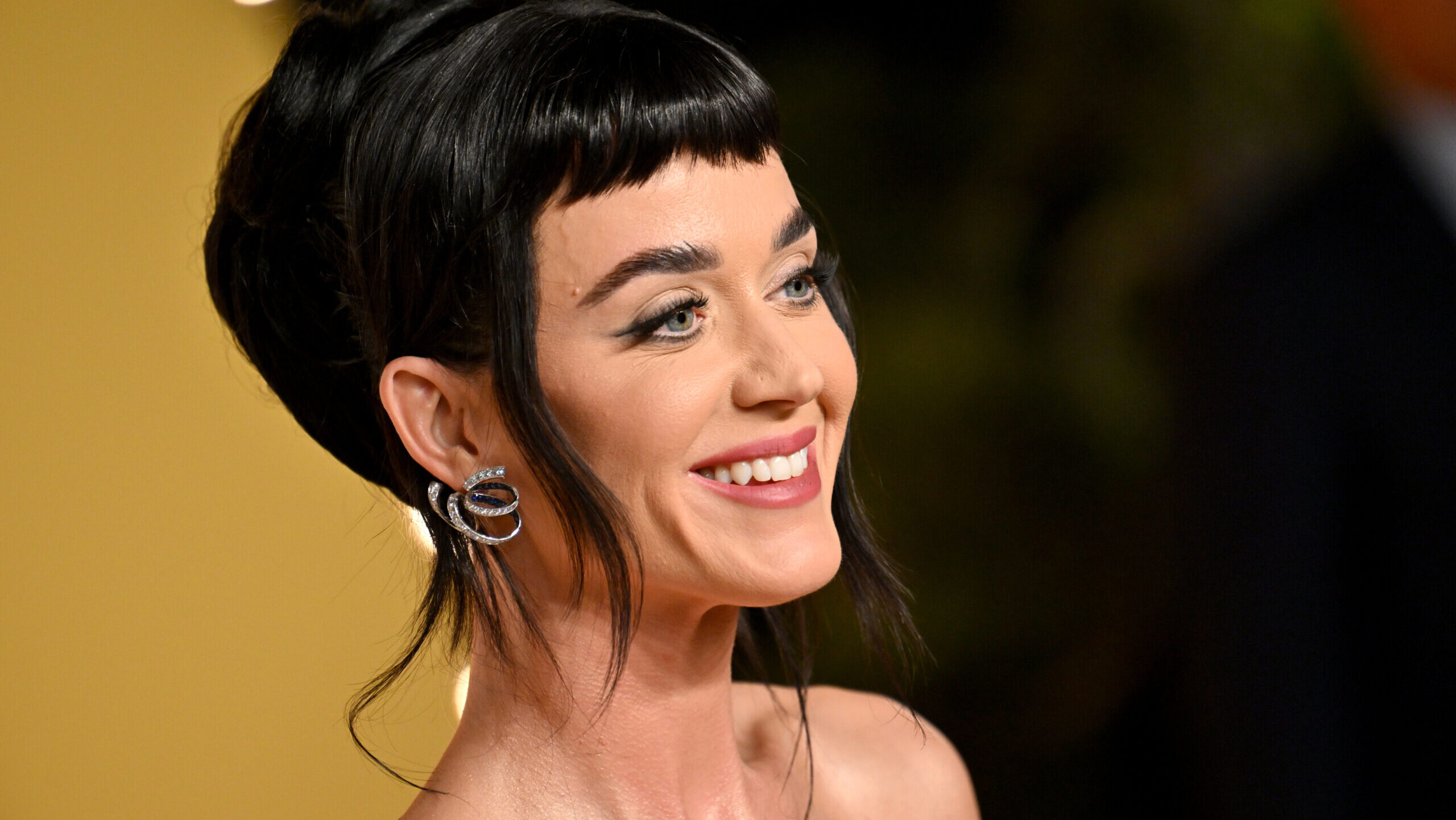 Katy Perry’s controversial ‘American Idol’ kiss clip resurfaces amid ...