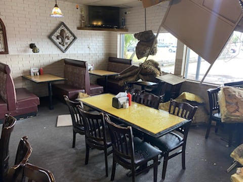 Orlando woman sues Flyers Wings & Grill after ceiling collapse
