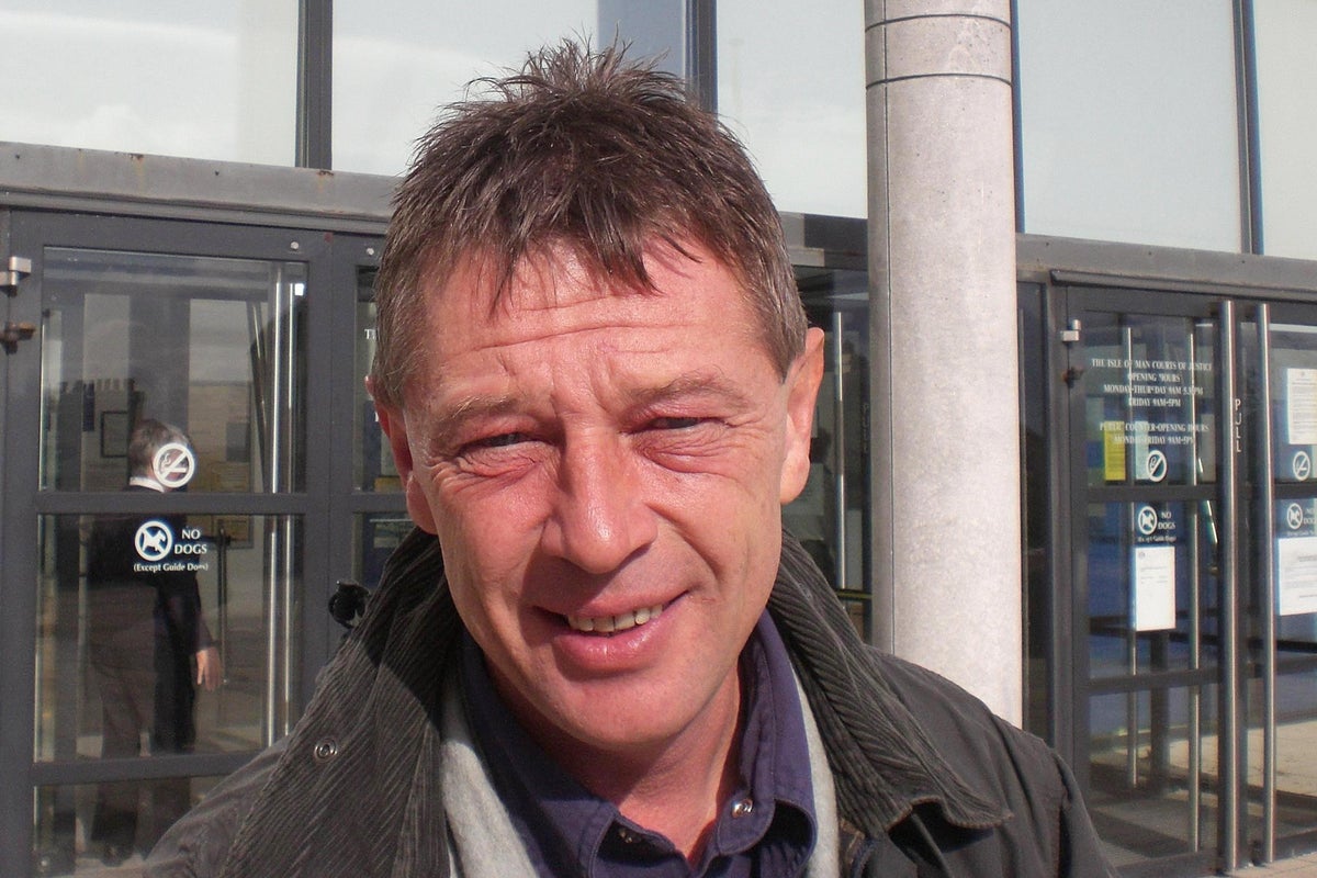 Former BBC Radio 1 DJ Andy Kershaw dies, aged 66