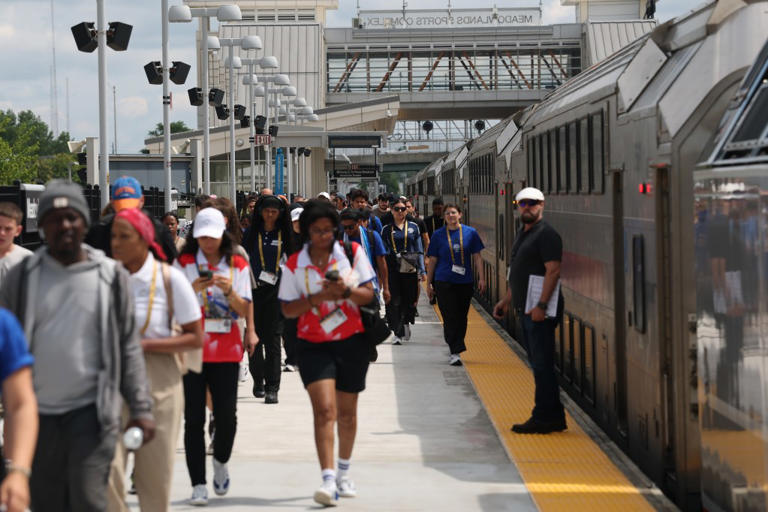 NJ Transit officially announces exorbitant $150 round-trip train ...