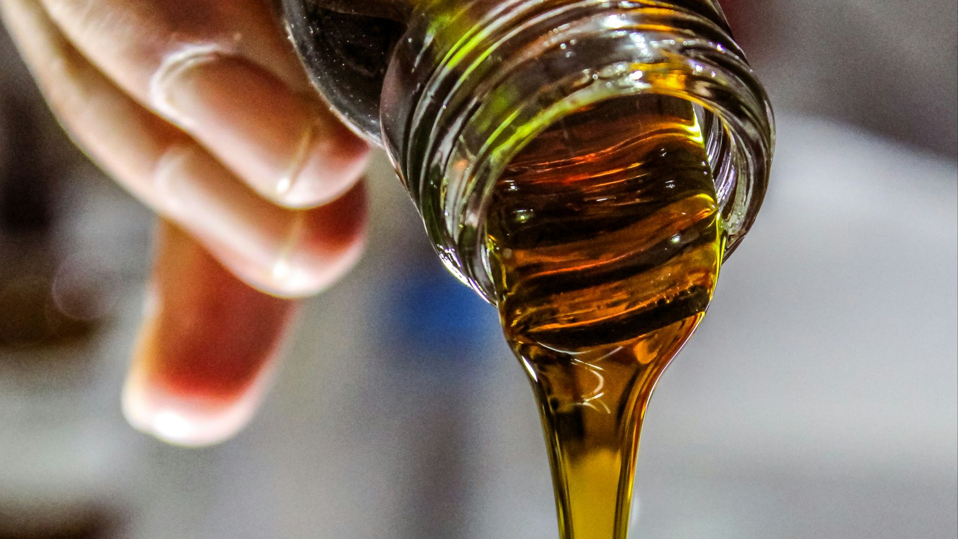 10 unhealthiest oil brands you should never buy & 10 healthier ones to ...