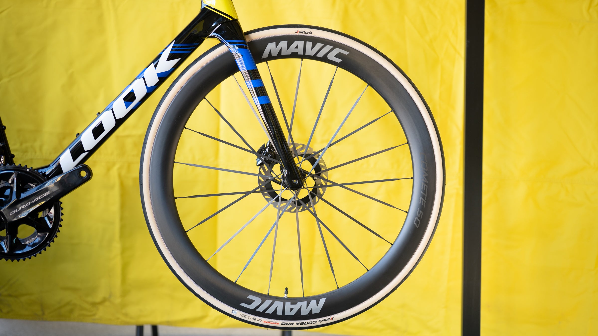 The unreleased Mavic Comete 50 reveals a surprise new carbon spoke design