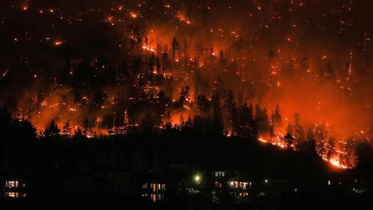 Study Reveals Extending Fire Season Due to Climate Change in North America
