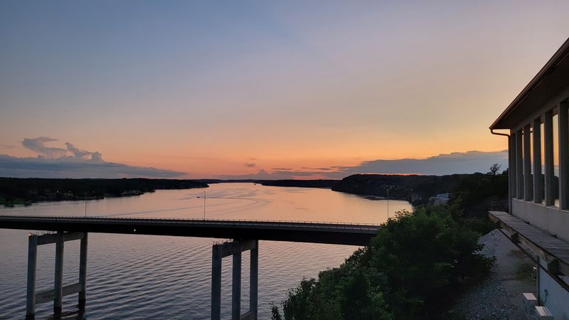 11 unforgettable waterfront dining experiences you can only find in ...