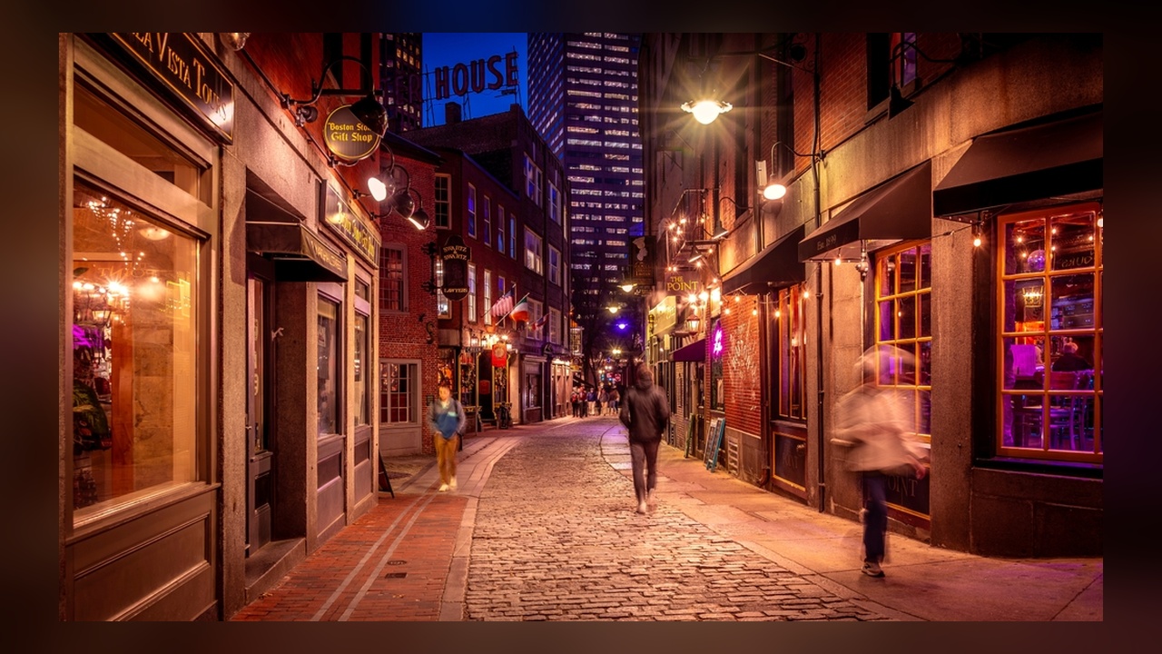 Boston’s oldest neighborhood packs 400 years of American history into 0 ...